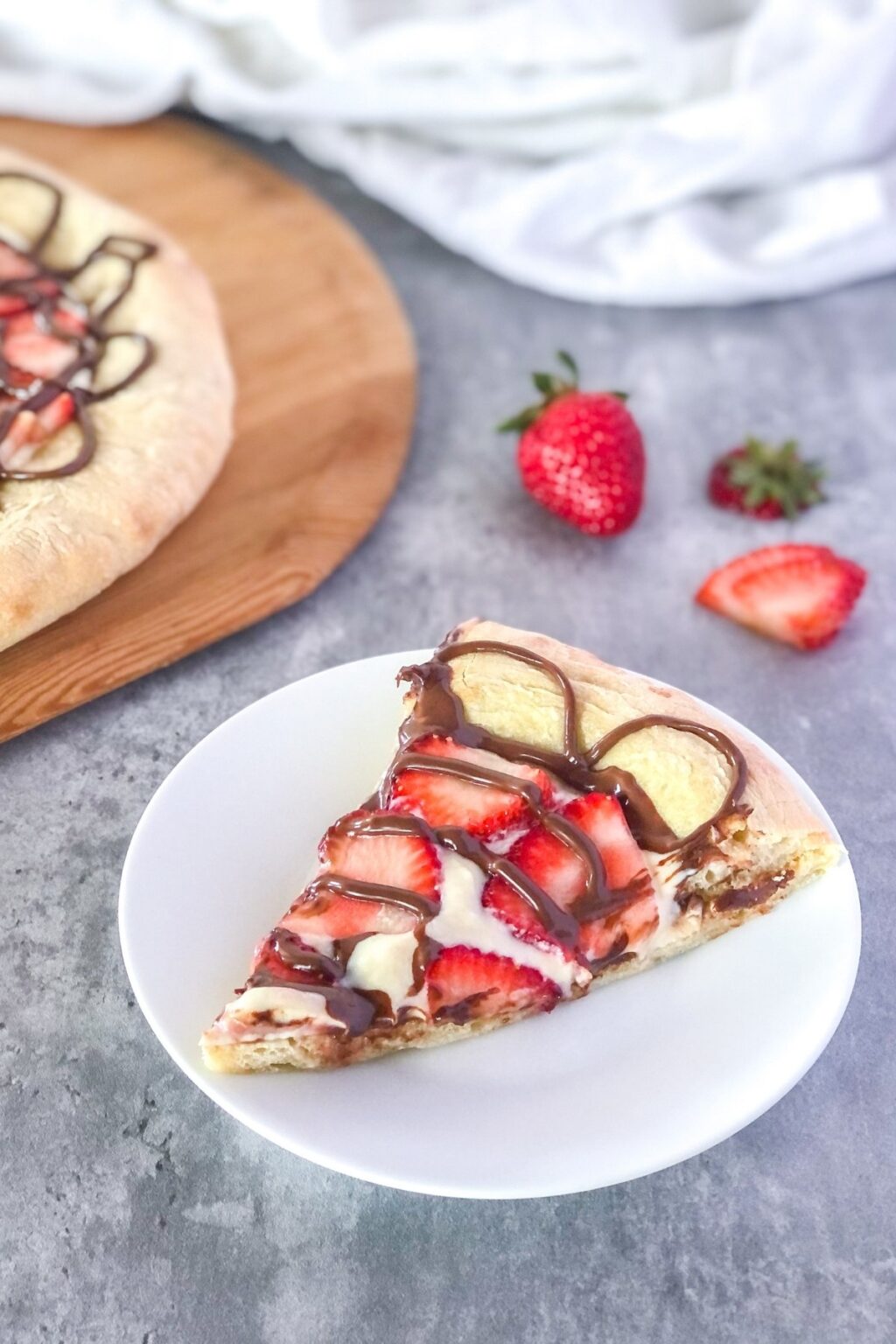 Easy Strawberry Nutella Dessert Pizza with Mascarpone