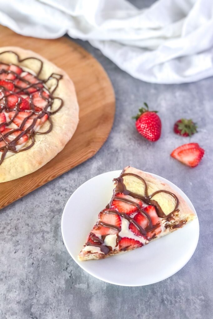 Easy Strawberry Nutella Dessert Pizza with Mascarpone