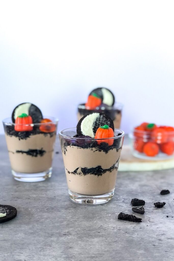Easy Halloween Oreo Dirt Cups with Greek Yogurt (Less Sugar)
