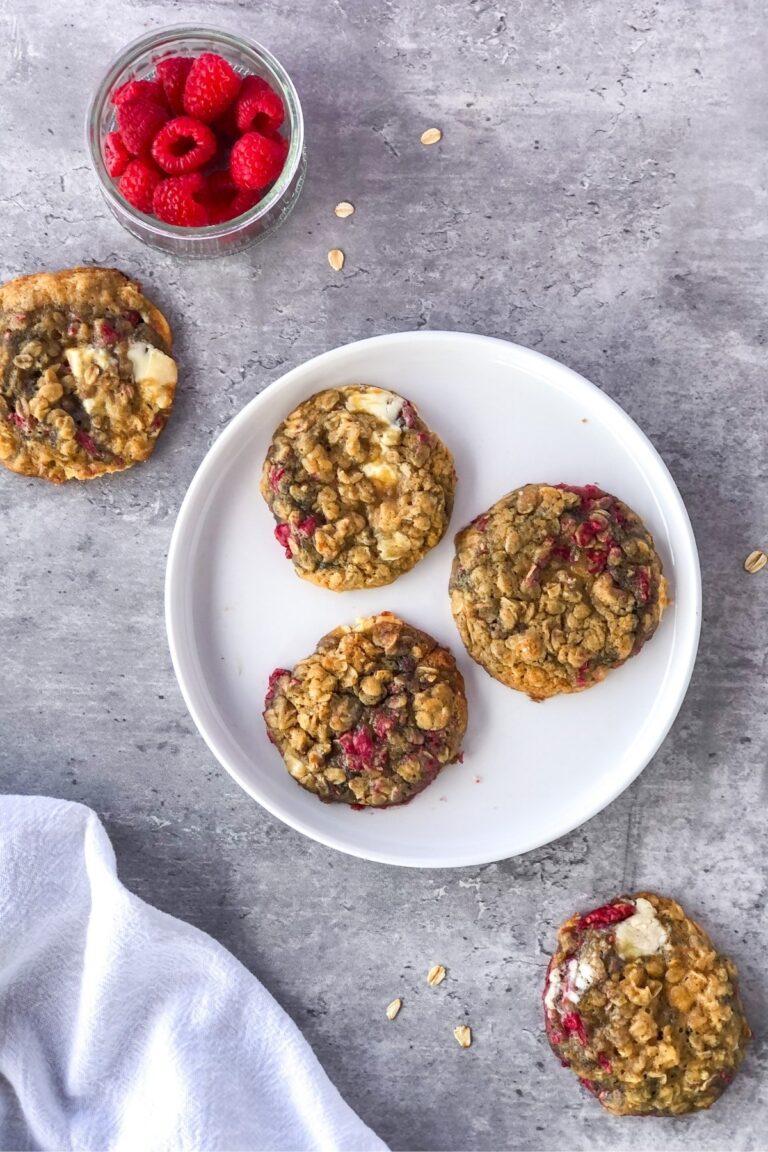 Oatmeal White Chocolate Raspberry Cookies