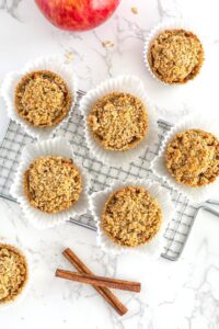 Mini Cinnamon Apple Crumble Tarts with Oats (Easy, Gluten Free)